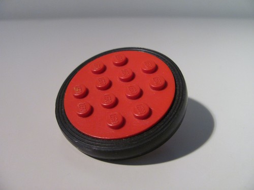 LEGO : Vintage Red Train Wheel and Large Tyre 100 166 140 103 ( 715 ...