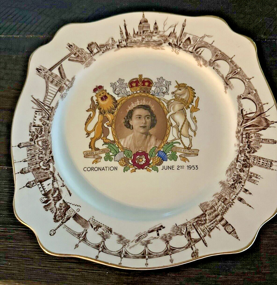 Original Queen Elizabeth 1953 Coronation Plate w/ Gold Trim, Rare ...