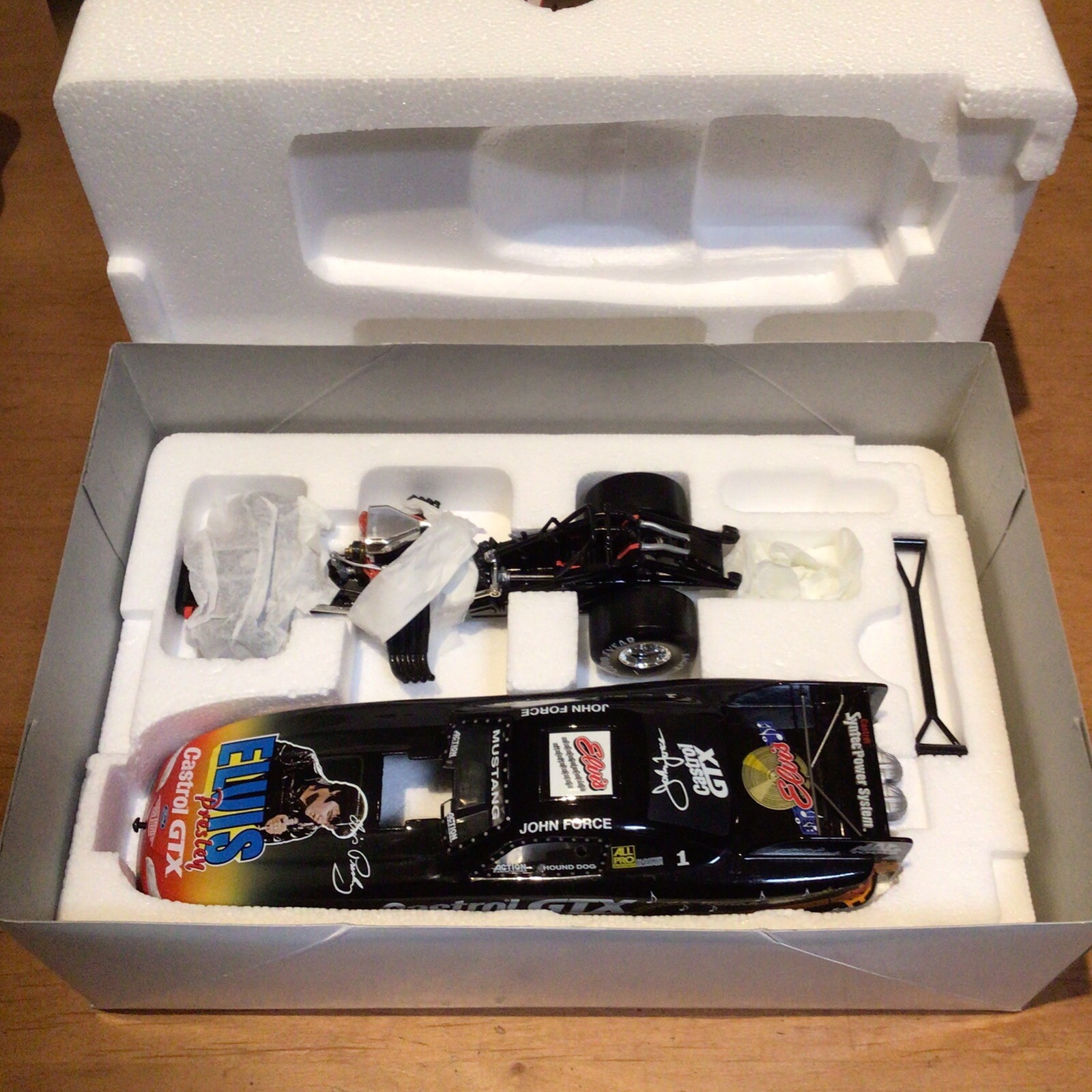 JOHN FORCE ACTION 1:24 FORD MUSTANG CASTROL GTX ELVIS NHRA FUNNY CAR ...