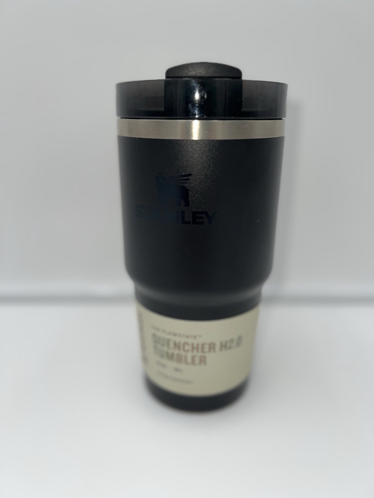 Stanley 20 oz Stainless Steel H2.0 Flowstate Quencher Tumbler Black See ...