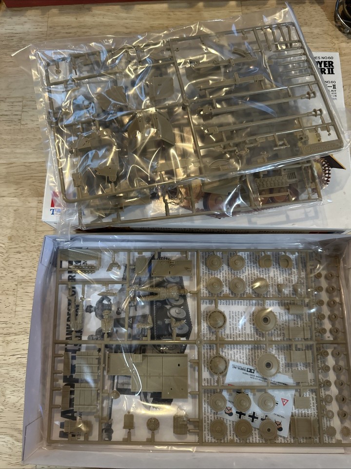 Tamiya - Marder II German Tank Destroyer Sd.Kfz.131 Marder II - 1/35 ...