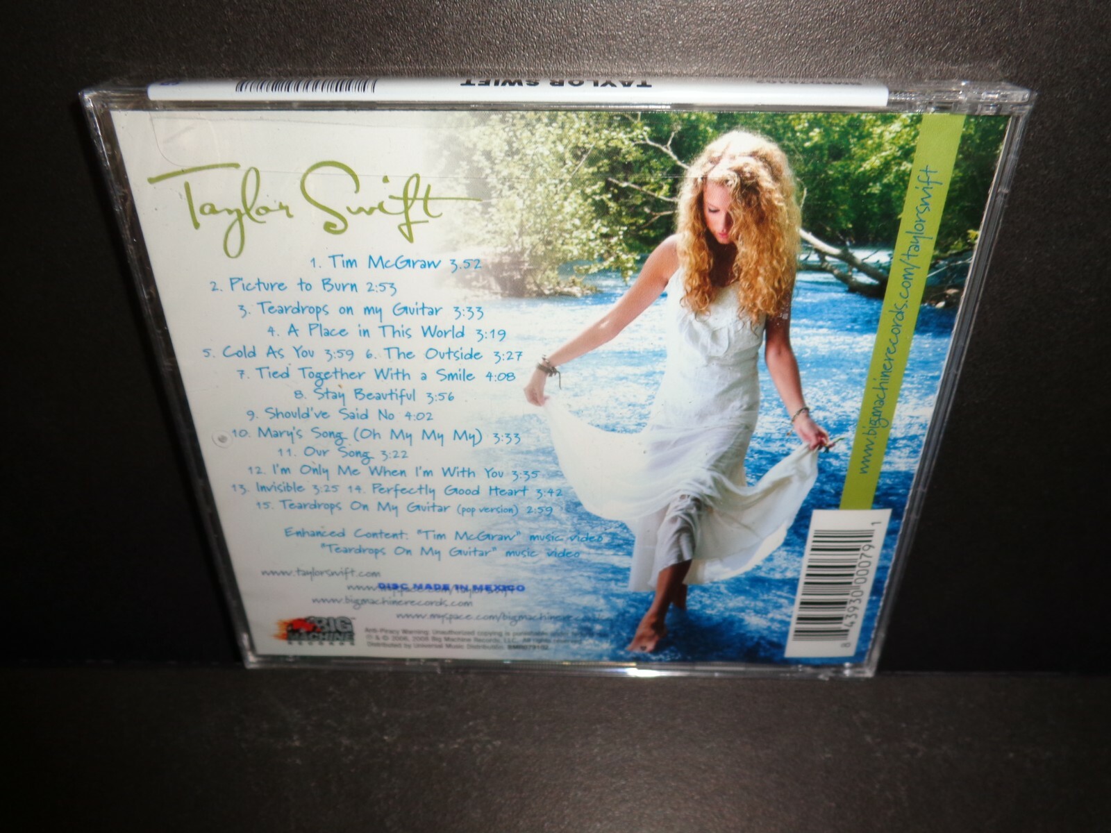 TAYLOR SWIFT by Taylor Swift CD with 15 Songs BRAND NEW Big Machine ...