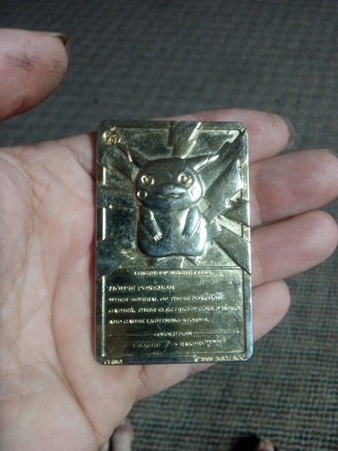 1999 Pikachu Pokemon 24K Gold Plated Trading card Limited Edition ...