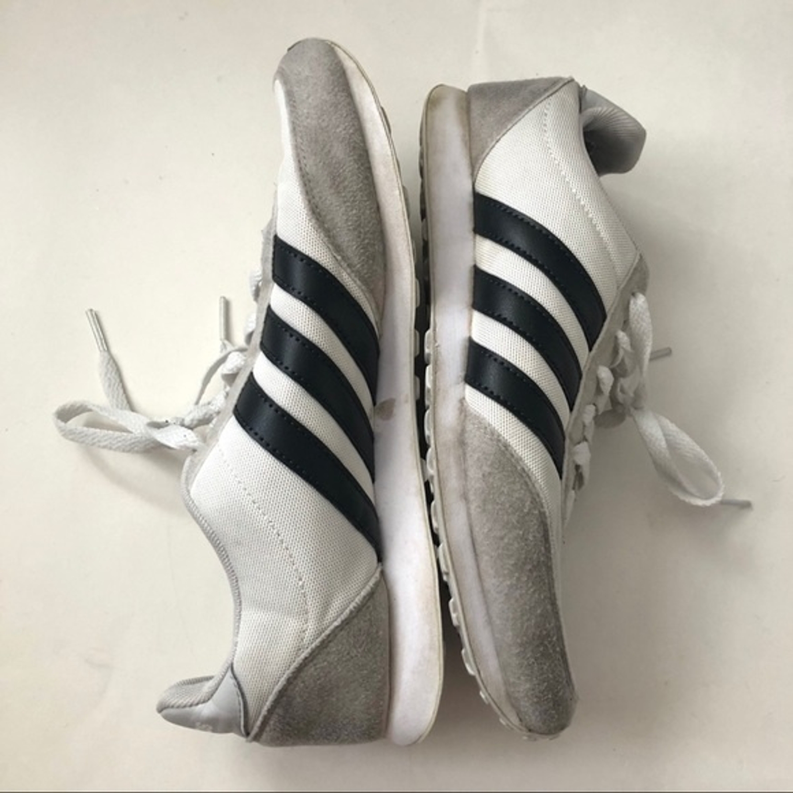 Adidas Low Top 3-Stripes Lace-Up Sneakers Size 8.5 - Gem