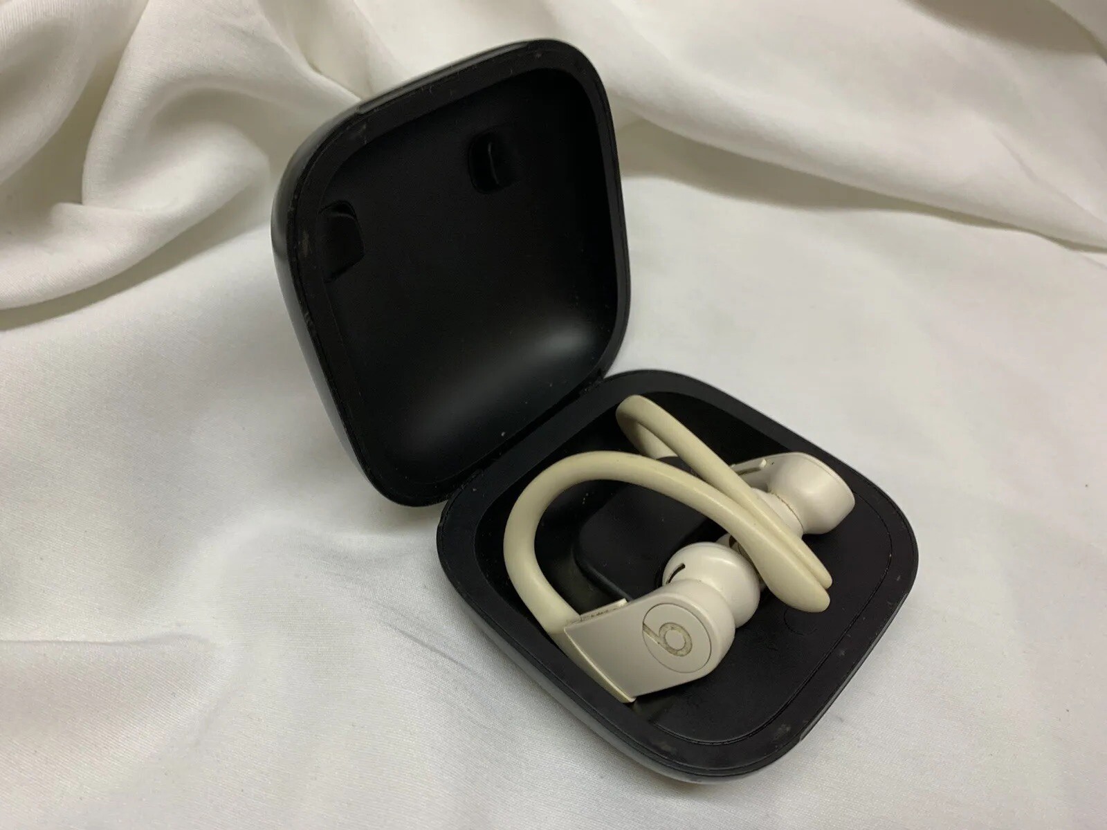 Beats by Dr. Dre Powerbeats Pro Wireless Headphones - Ivory A2048 A2047 ...