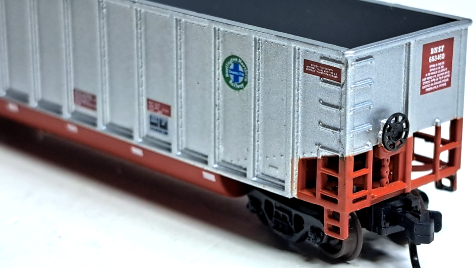 Deluxe Innovation N-Scale Twin Tub Coal Gondolas 122206 BNSF - Lot of 3 ...