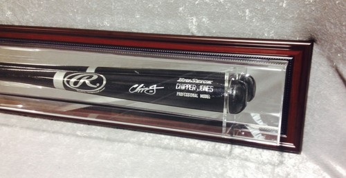 Premium Wall Mount Baseball Bat Display Case, Mahogany frame with ...