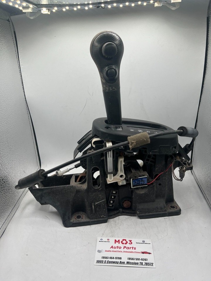 2016 NISSAN VERSA Automatic Transmission Shift Shifter Assembly | eBay