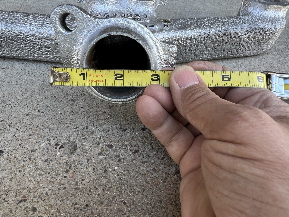 Mopar 318 340 360 Small Block B E body exhaust manifolds, 3512077 ...