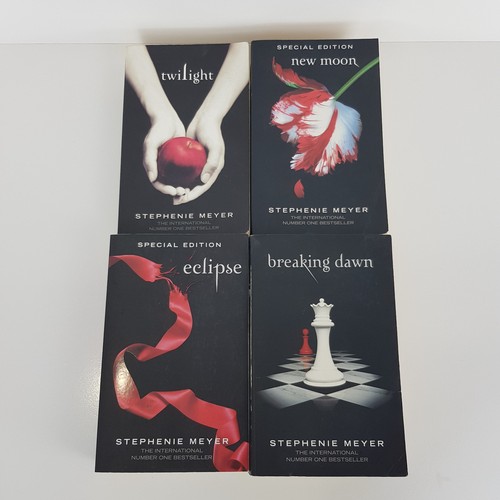 Twilight Series Complete by Stephenie Meyer Paperback Set Twilight Saga ...