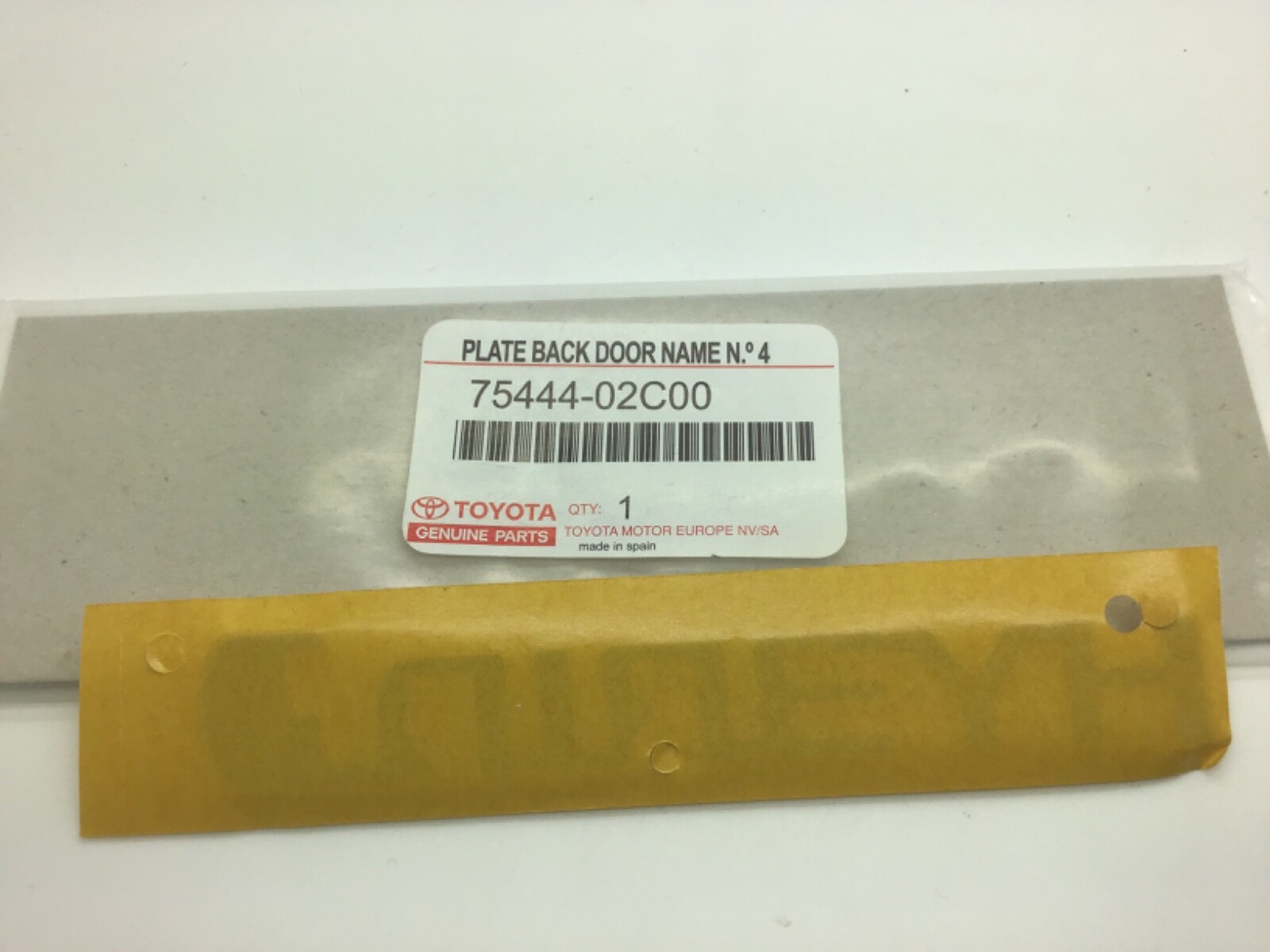 Toyota Auris Hybrid Badge 2012+ E18 Rear Boot Lid Emblem Genuine 75444 ...