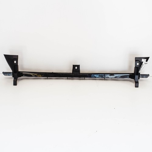 OEM VW PASSAT B8 FRONT BUMPER GUIDE CENTER 561805705A 2015 GENUINE NO🇺🇸 ...