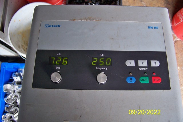 RETSCH MM300 Mm 300 Lab Grinder Tissuelyser Tissue Lyser Pulverizer ...