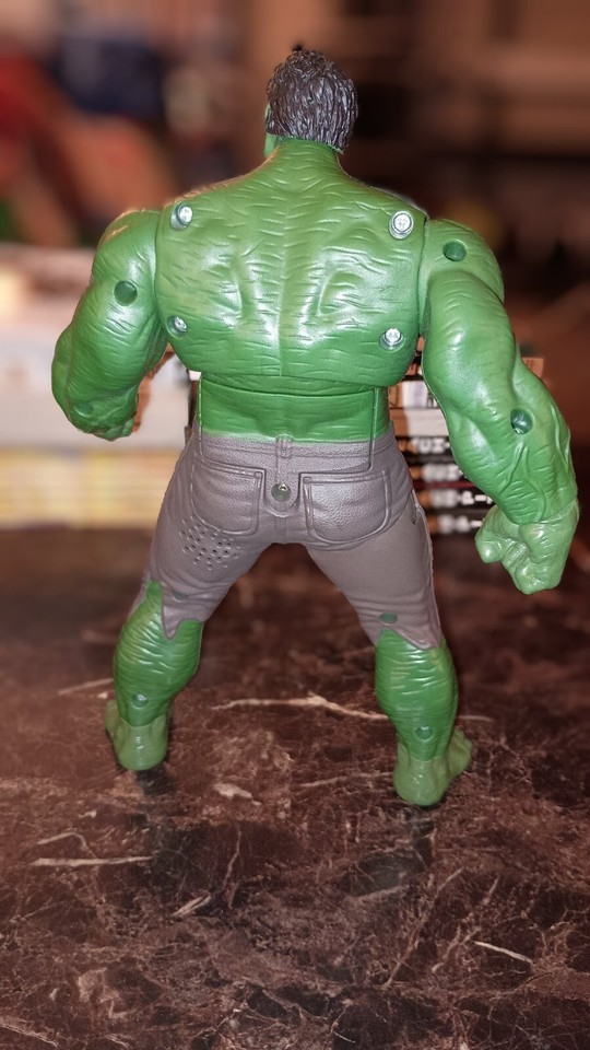 Hulk Smash INCREDIBLE HULK 12" Action Figure Talking 2011 Marvel Hasbro ...
