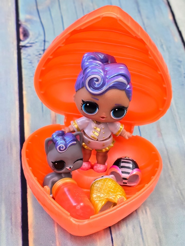 LOL Bubbly Surprise Sailor QT and Captain BB w/ Pet Shell Cup Clothes ...