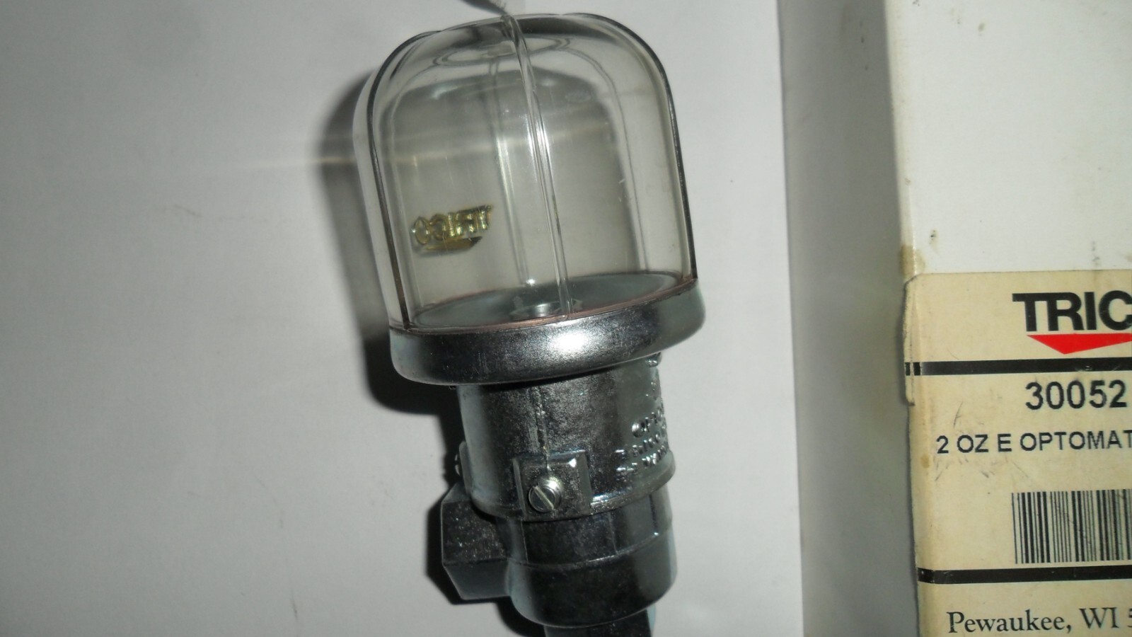 New Trico 30052 2 oz Opto-Matic Constant Level Oiler 1/4" Outlet BUY IT ...