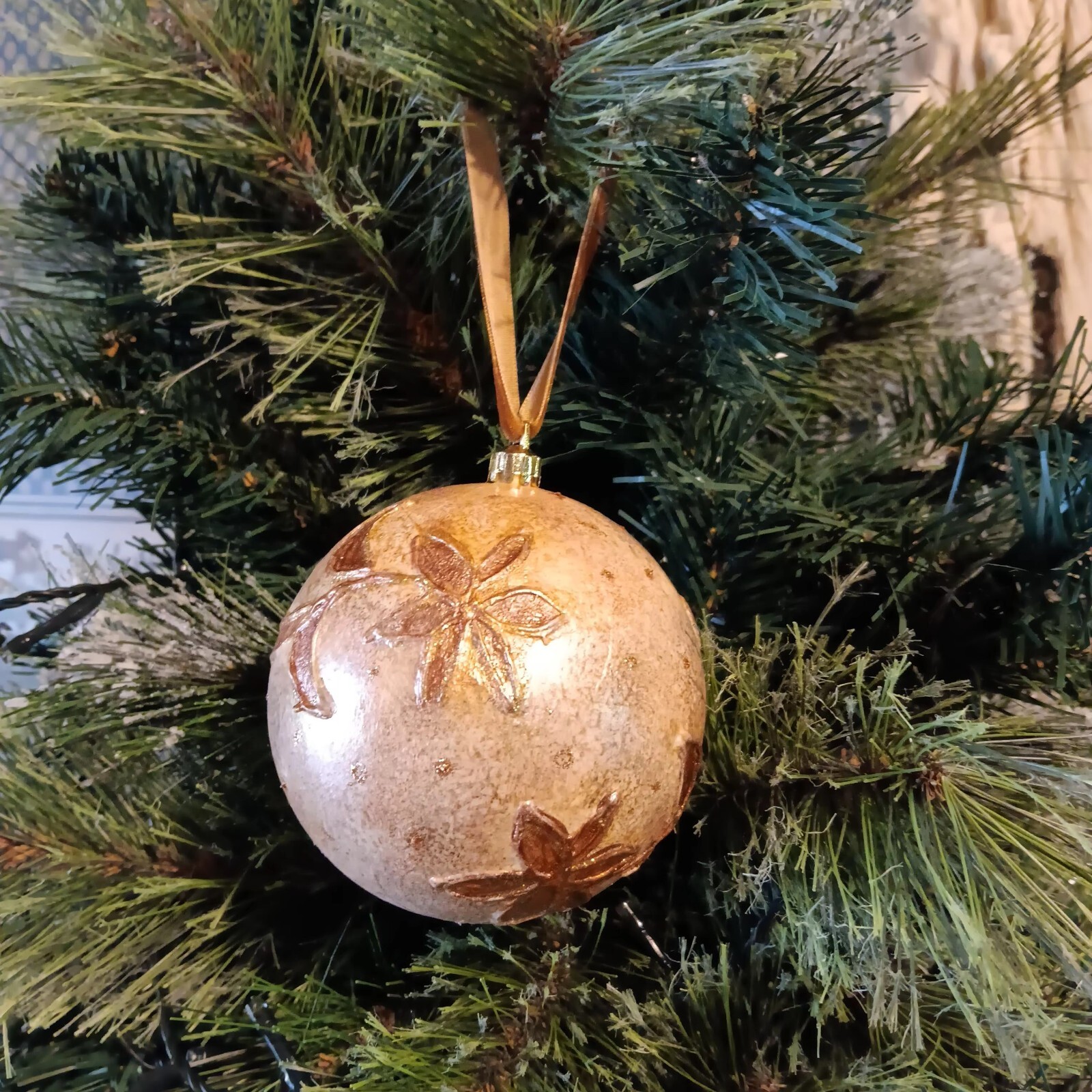 Vintage Style Christmas Bauble | eBay