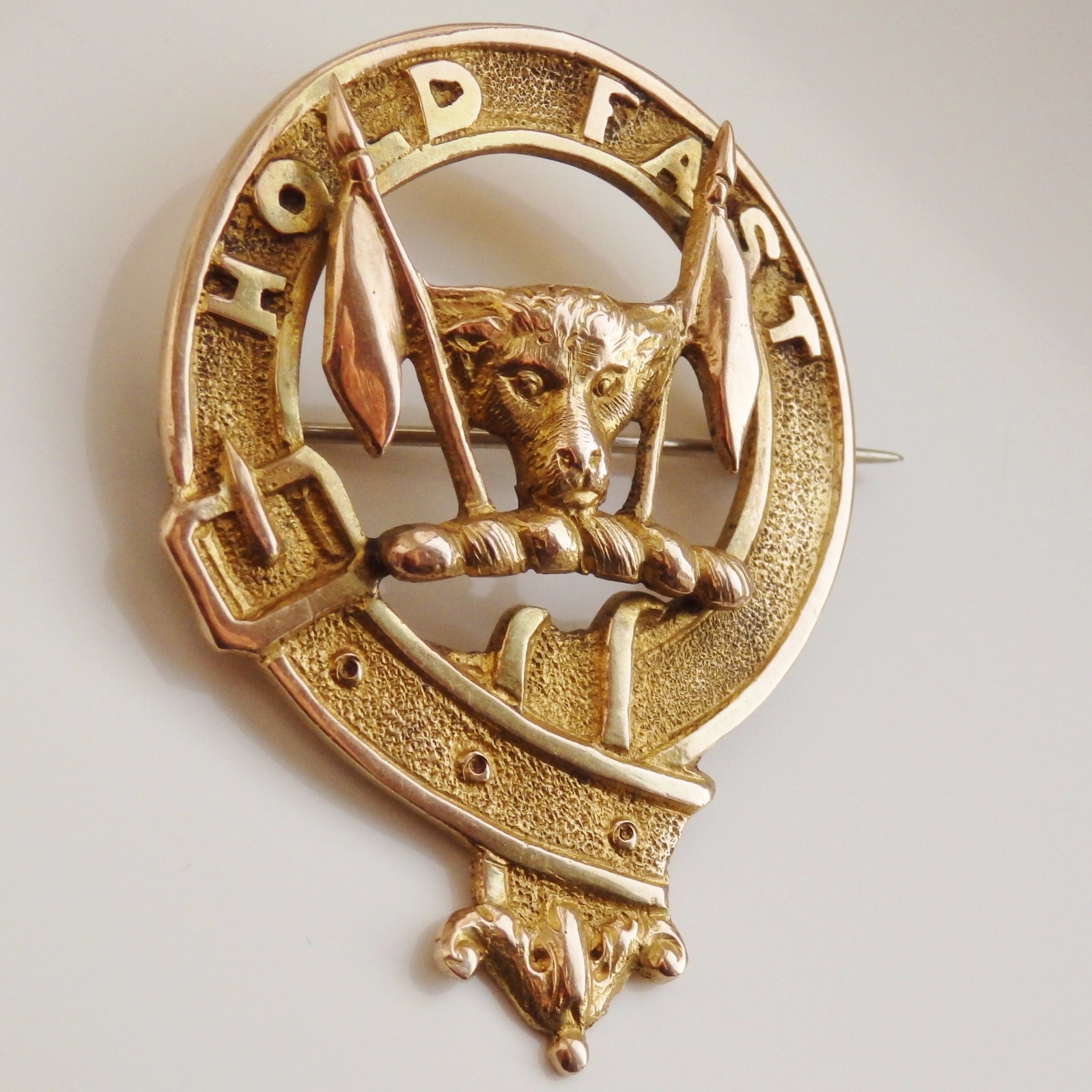 Antique Victorian Scottish 9ct Gold MacLeod Clan Badge c1890 by McRae ...