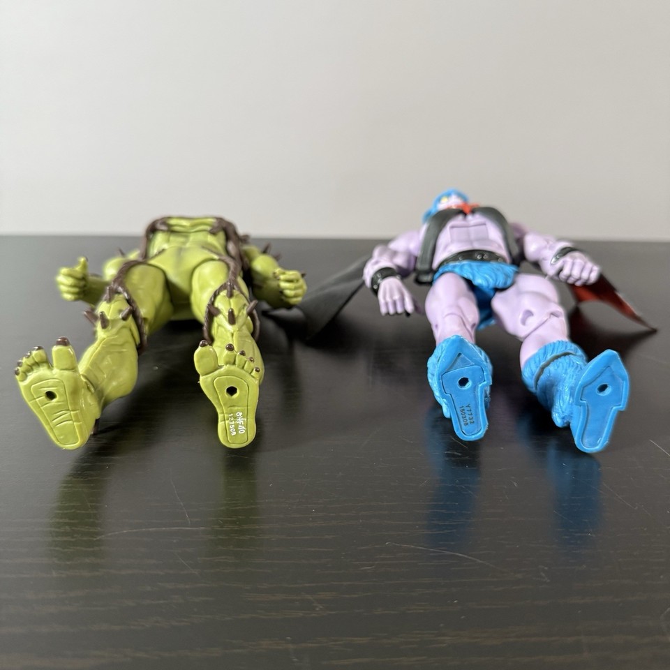 HEMAN MOTU CLASSICS LOT OF 2 FIGURES EVIL SEED 2015 & HORDE BATROS 2013 ...