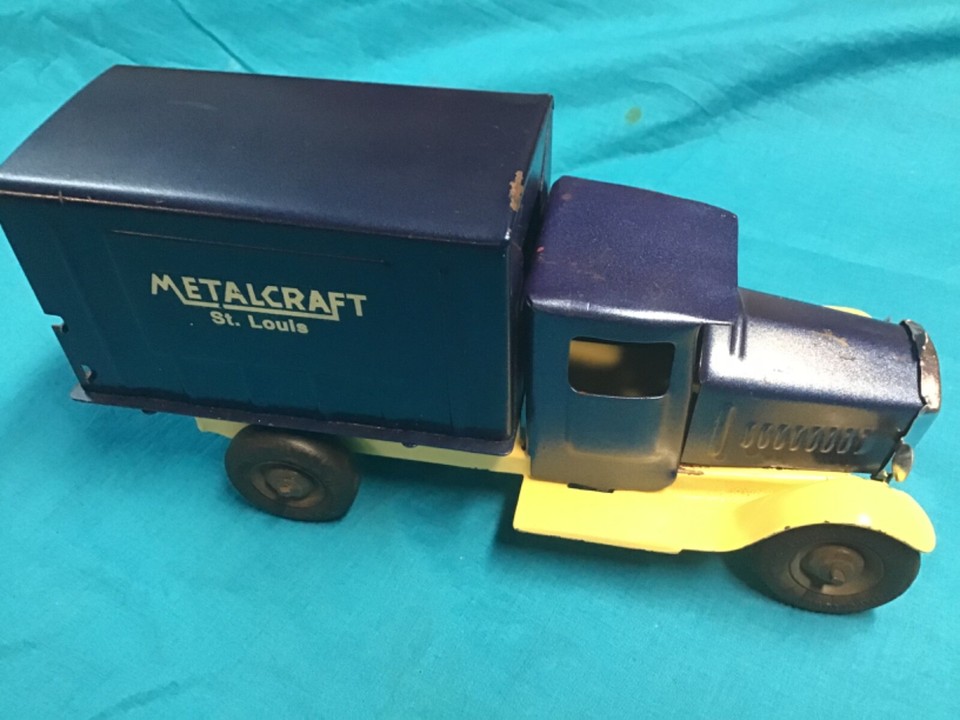 VINTAGE METALCRAFT PRESSED STEEL TOY BOX TRUCK ST LOUIS | eBay