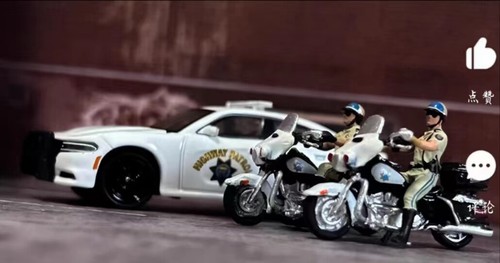 AD-64529MJ 1/64 Scale Patrol Police And Motorcycles- Highway Patrol ...