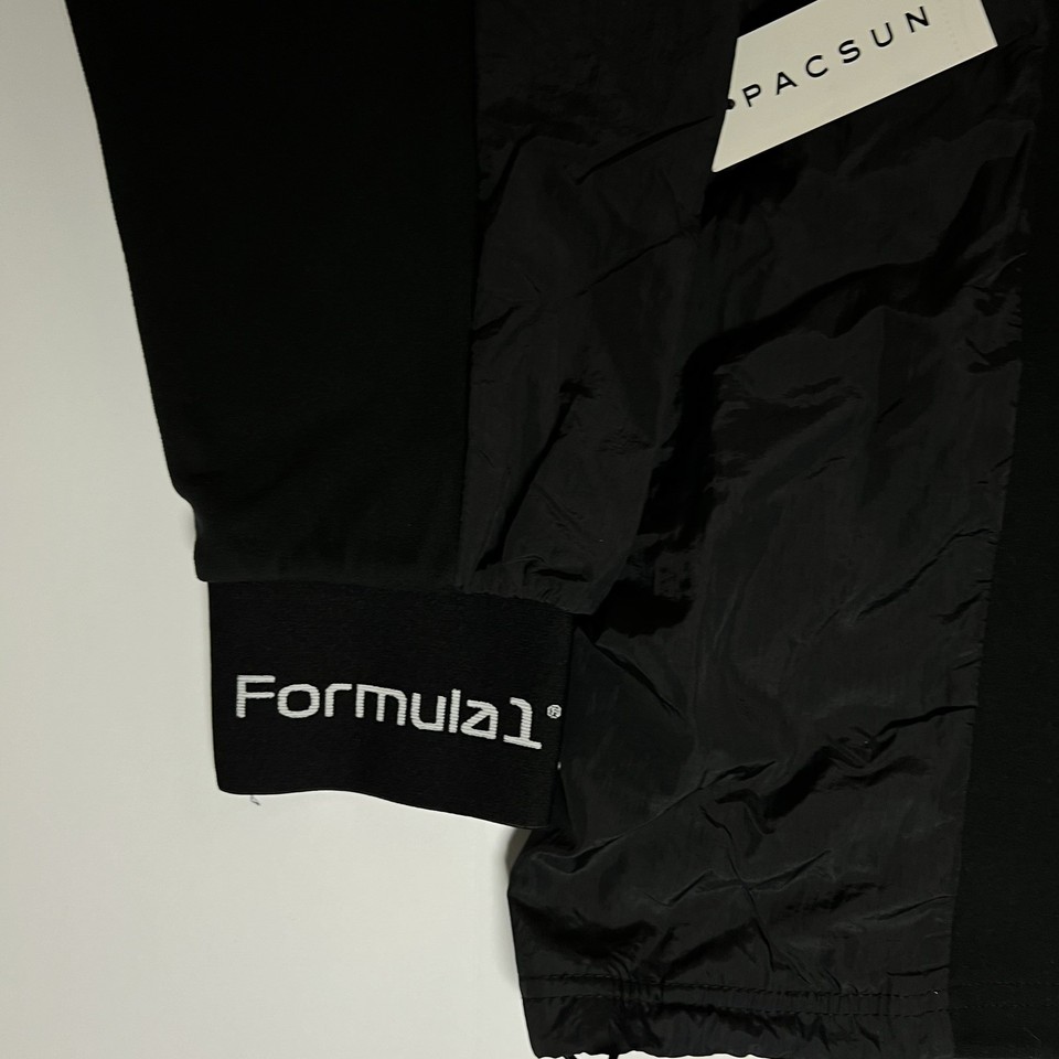Formula 1 x PacSun Model Crew Neck Official Sweatshirt - Men‘s Size ...