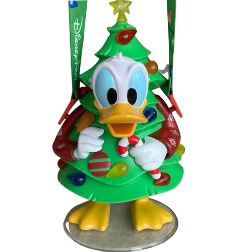 Walt Disney Parks Christmas 2023 Donald Duck Tree Light Up Sipper Cup ...