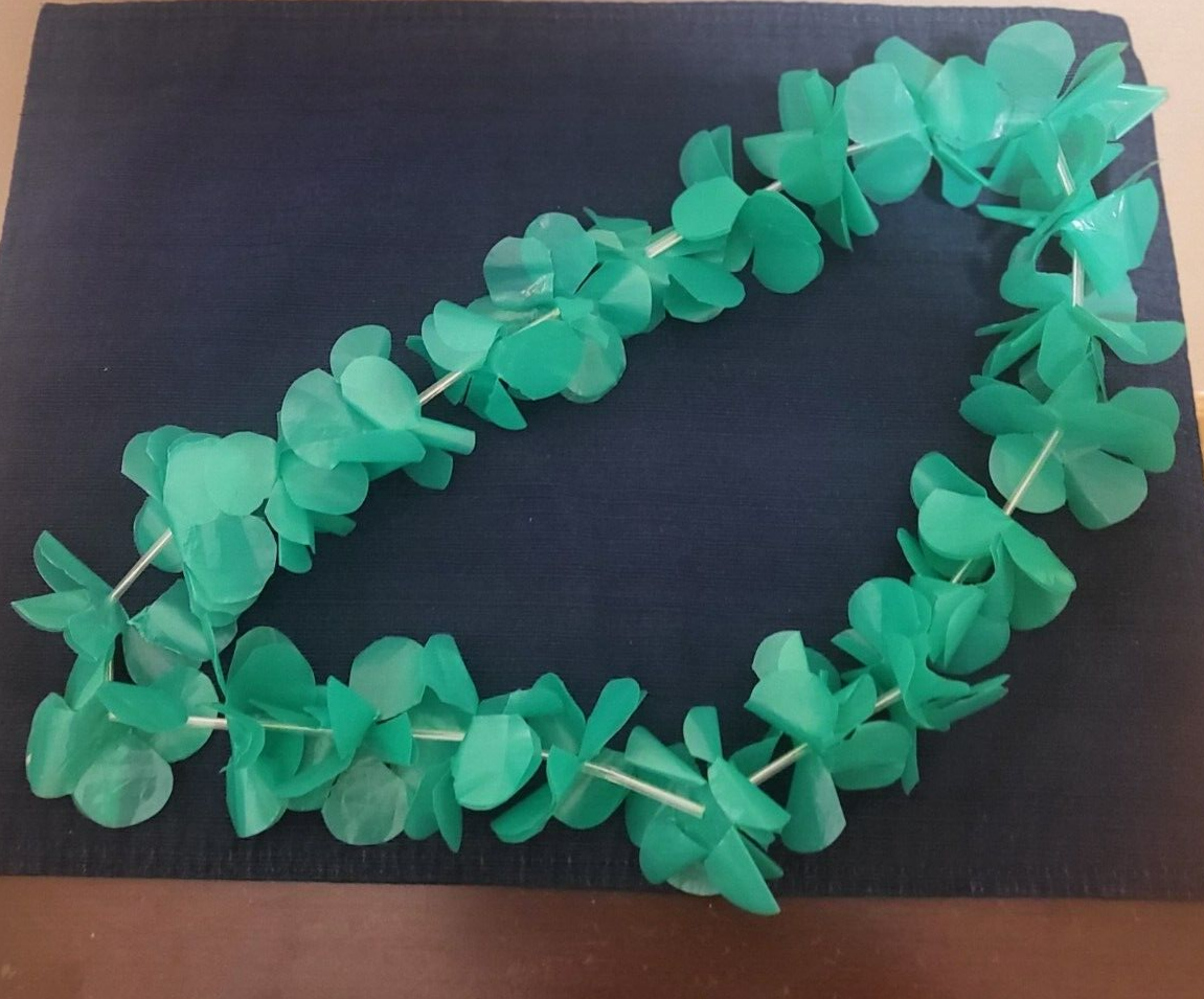 Plastic 18" Green Hawaiian Lei - Costume/Party/ Tropical EUC Pre-Owned ...
