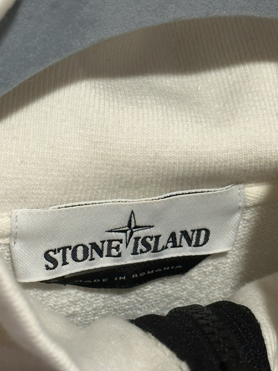 Stone Island White Zip Up Sweatshirt “68-15 Stone Island Stone Island White Zip Up Sweatshirt “68-15 Stone Island