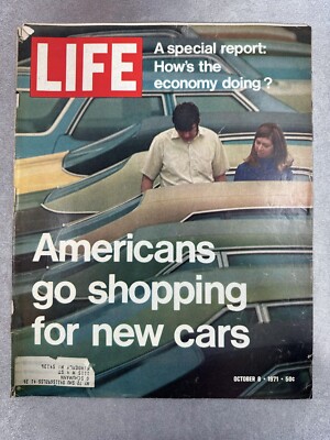 Life Magazine October 8, 1971 America's 1972 New Cars - Yves St ...