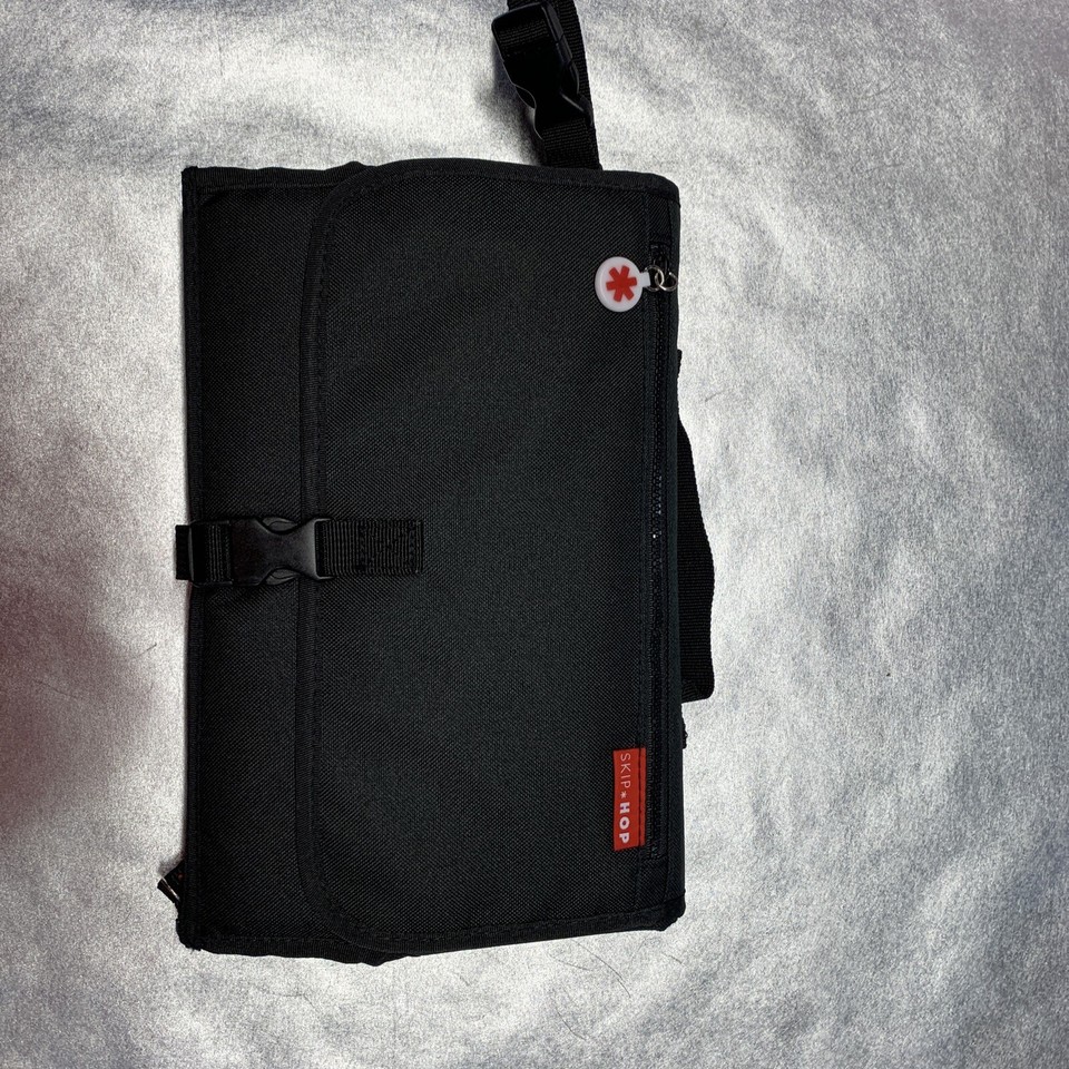 Skip Hop Portable Mini Changing Mat Station - Black | eBay