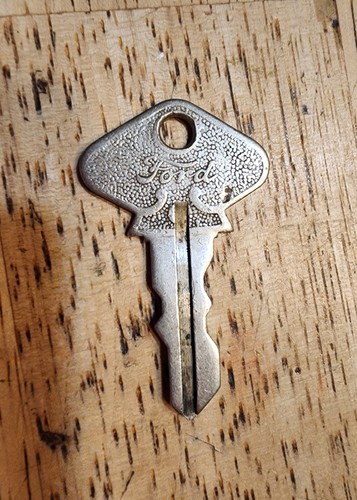 Vintage Script Ford Model T Ignition Switch Key #66 | eBay