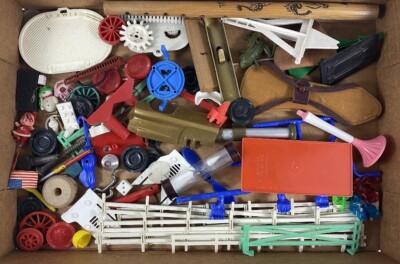 Lot of Vintage 1950's to 70's Kids Junk Drawer Game Pieces & Toy Parts ...