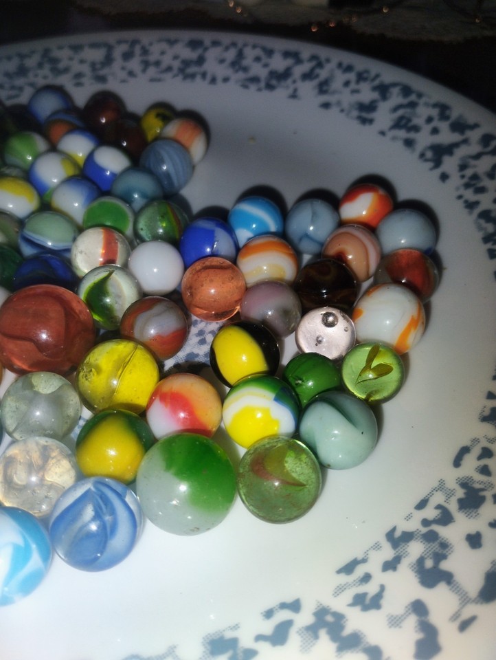 LOOK REAL CLOSE AT THESE MARBLES APPR.100 MIX.MOST 8.2-N.M. VINTAGE ...