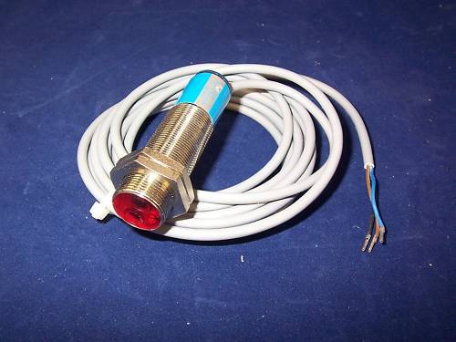 Festo Reflexionslichttaster Soe-rt/l-m18-ps-k-led 31341 online kaufen ...