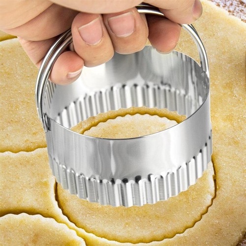 5 Pieces Biscuit Cutter Set Wave Cookie Cutter Set With Handle For ...