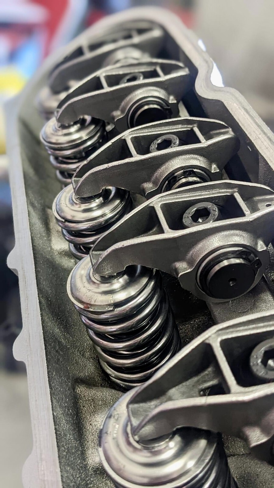 LS1 Rocker Arms with Upgraded Trunion Kit Installed (Qty-8) 4.8 5.3 5.7 ...