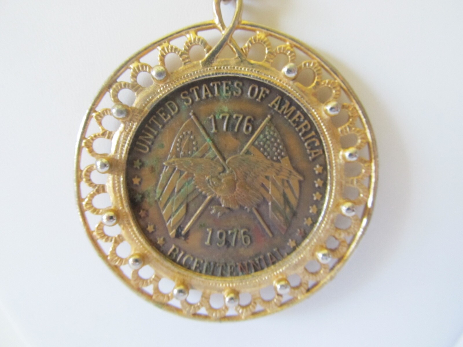 Vintage Collectible BiCentennial Spirit of 1776 Medallion Coin Necklace ...