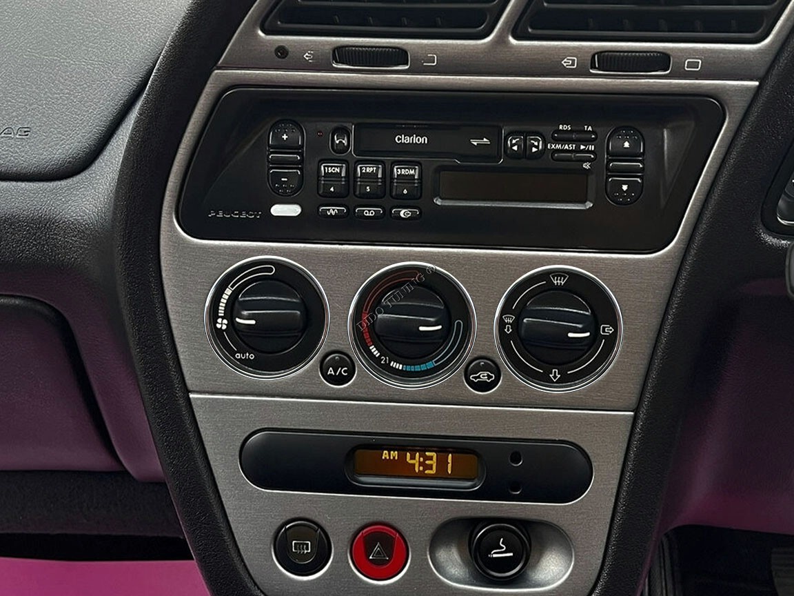 Peugeot 306 Interior