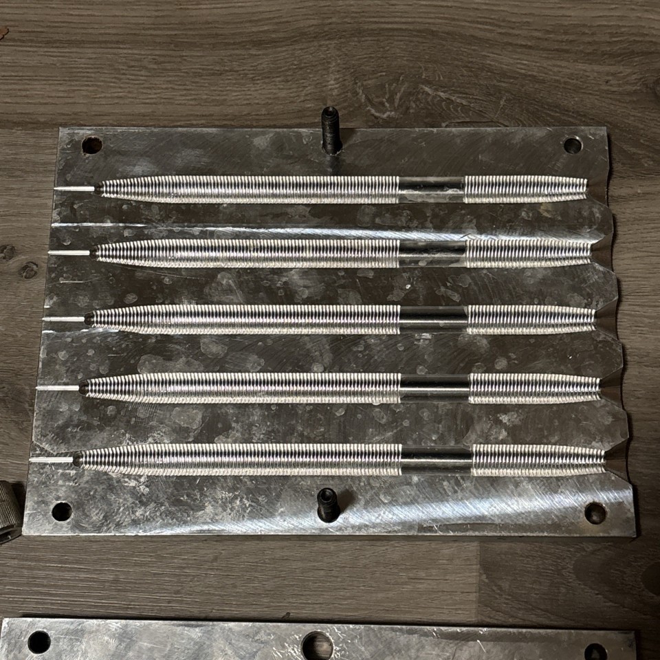 7in Senko Injection Mold Soft Plastic Worm | eBay