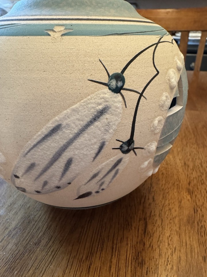 Southwestern Navajo Signed Mark Nowak Pottery Feathers Vase 1991 ...