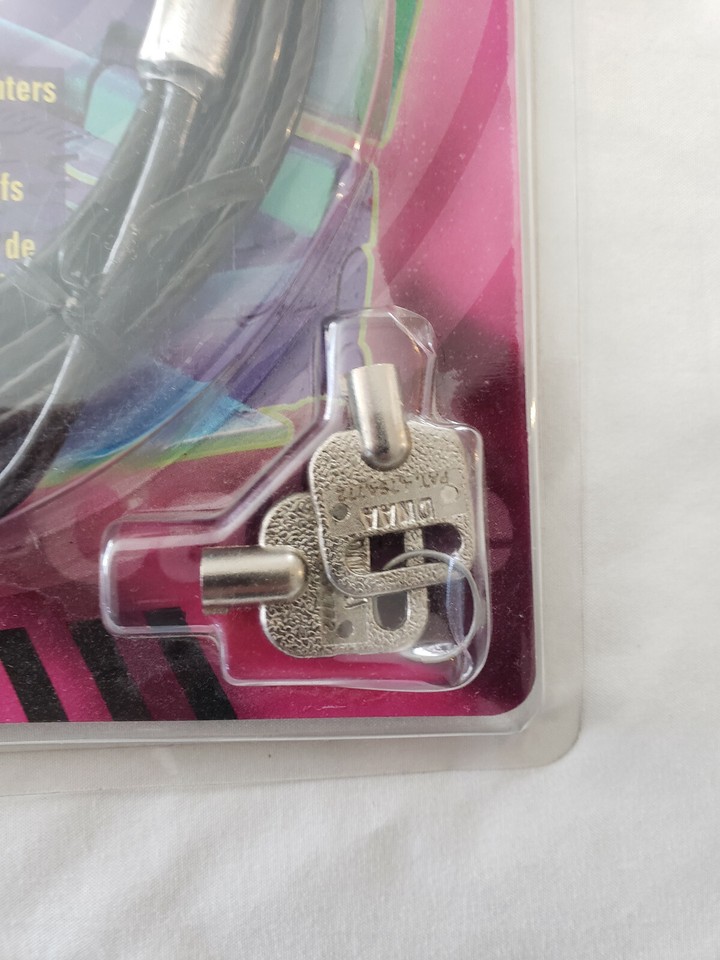 Master Lock Notebook Security Cable Fits Most Notebook Computers Old ...