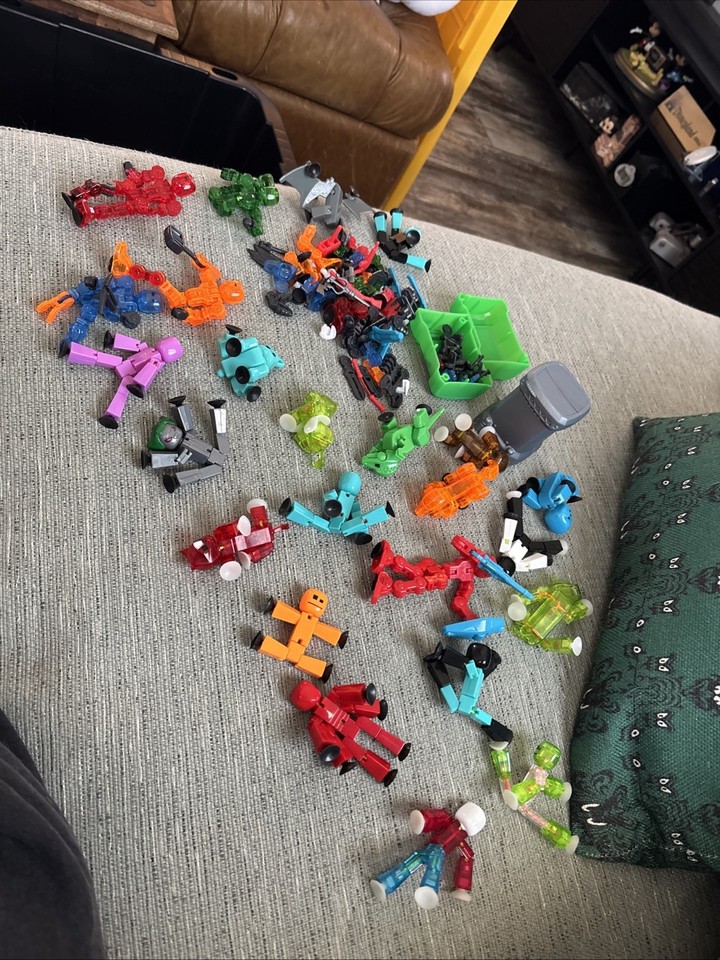 Stikbot Lot of 24 Animation Stikbots Stik Bot Figures Multiple Access ...
