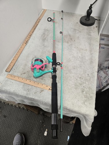 Sea striker SS70PG graphite composite rod 7' 10-25 lb, PT50 reel, 4.9 ...