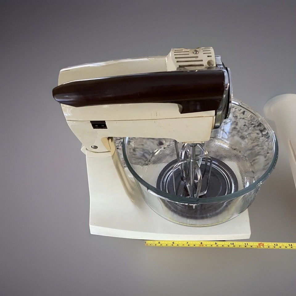 Vintage retro 1950s Sunbeam Mixmaster Model 12 heavy Stand Mixer WORKS ...