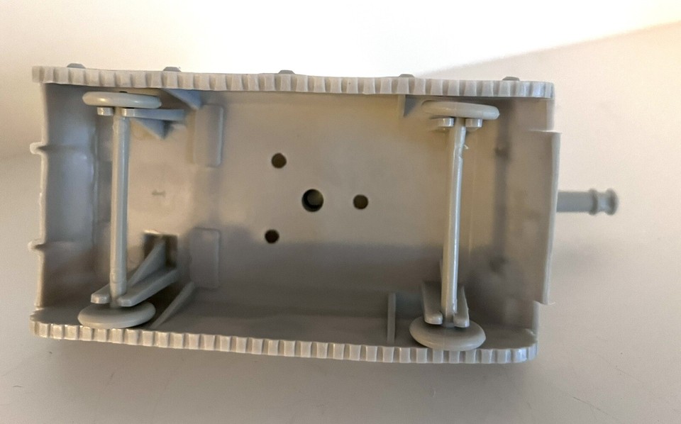 MARX BATTLEGROUND/DESERT FOX - LIGHT GRAY GERMAN TANK - VERY GOOD ...