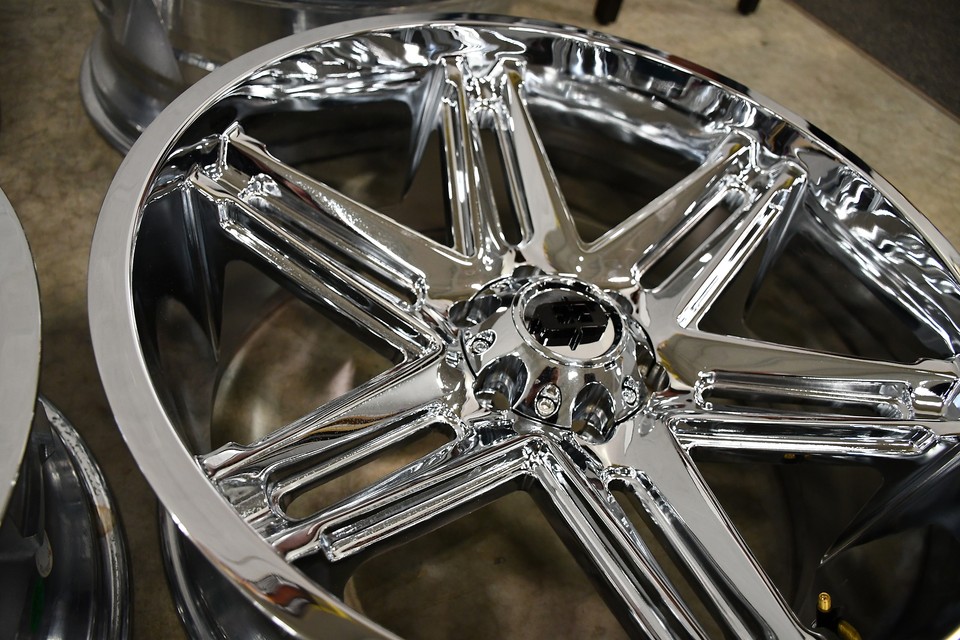 Set 4 24" Vision Off-Road 363 Razor Chrome Wheels 24x12 8x6.5 Lifted ...