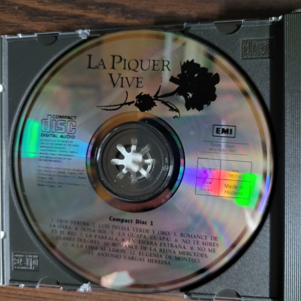 La Piquer Vive 2 CD Set "26 Canciones de Leyenda" by Concha Piquer Free ...