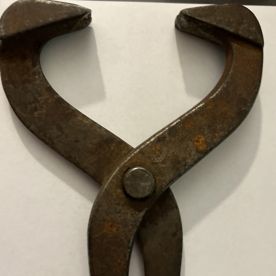SNAP-ON Tools USA ~ GCP-10 Vacuum Grip GREASE & DUST CAP PLIERS Tool | eBay