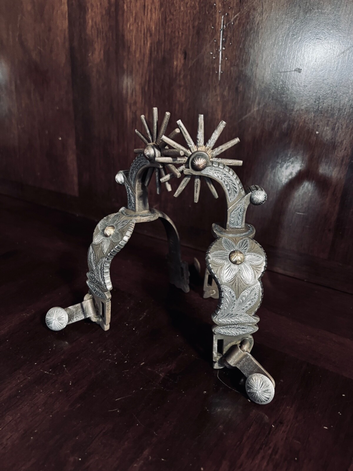 VINTAGE STERLING INLAY SILVER FLORAL MOTIF SINGLE MOUNTED SPURS MARKED ...